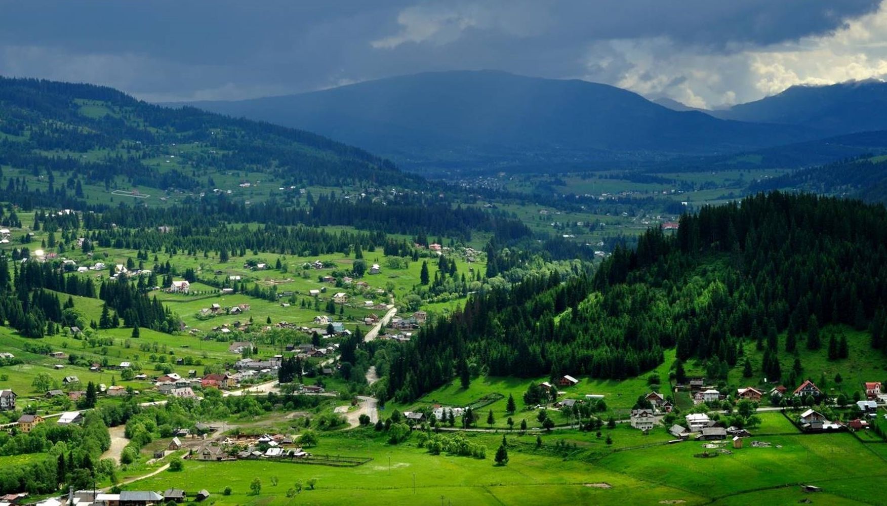 Țara Dornelor se numără printre singurele cinci destinații ecoturistice ...