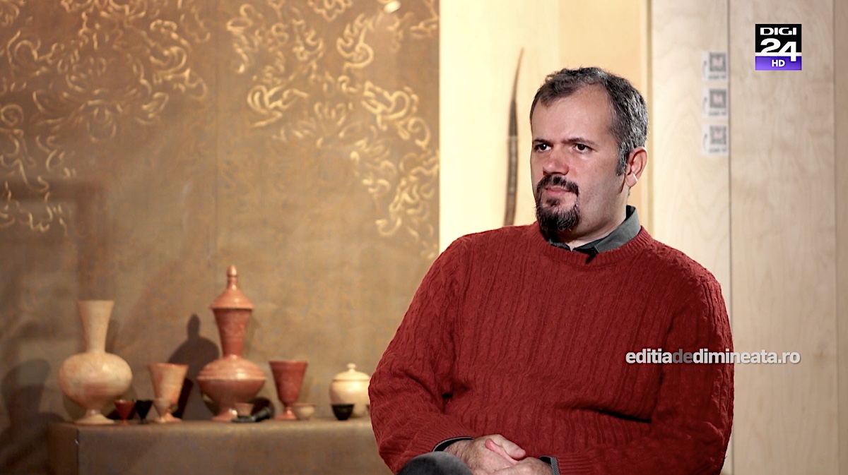 Radu Vancu: "Poezia română a devenit una a omului concret, care ...