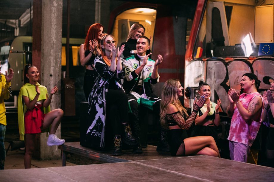 ONE TRUE SINGER, episodul 4, este disponibil pe HBO Max - Editia de ...